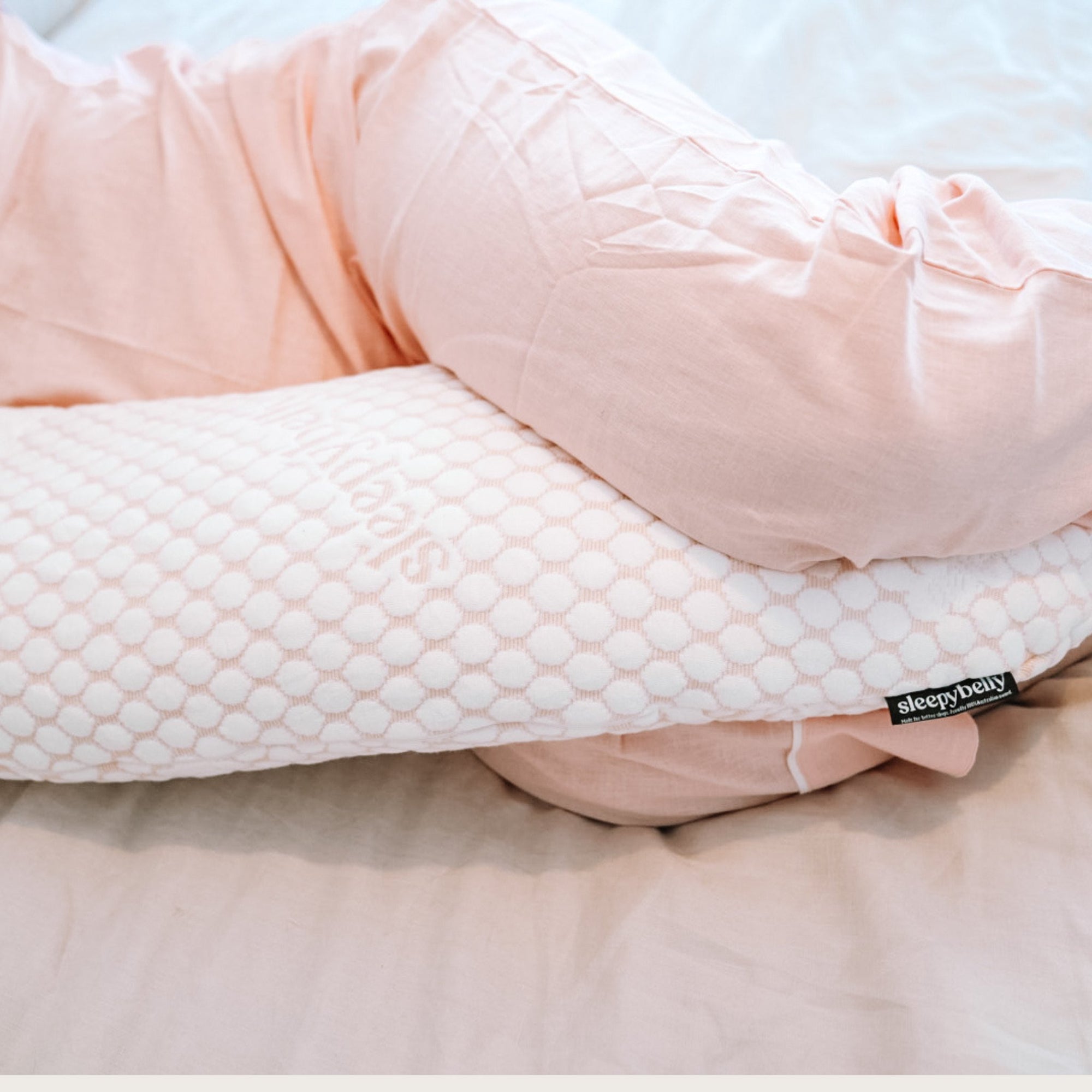 The Best Pregnancy Pillow For Expecting Mothers | Sleepybelly